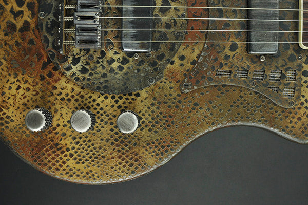 13123 Rust on Cream Snakeskin SteelPhonic – James Trussart Custom Guitars